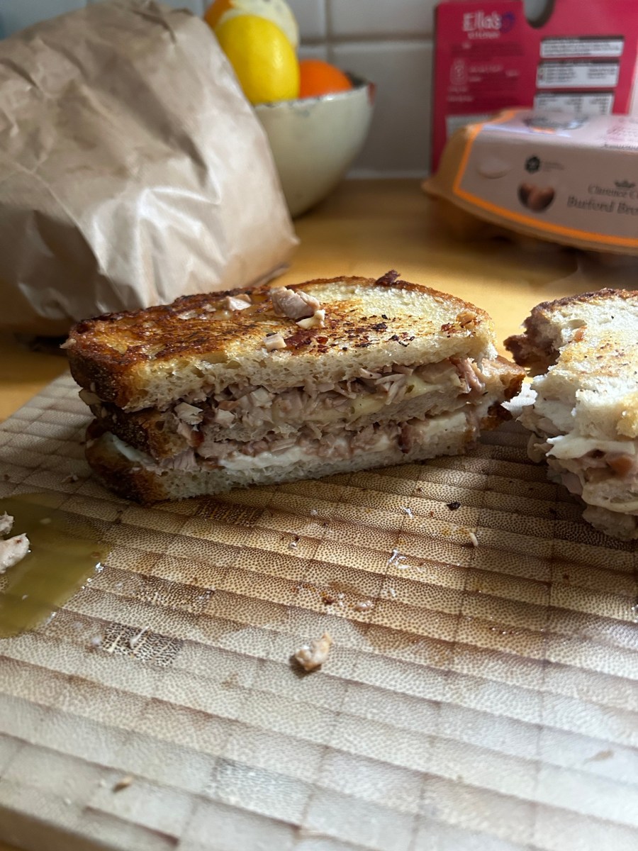 Turkey Sandwich: A Thanksgiving or Christmas Lunch Encore – Cow Island